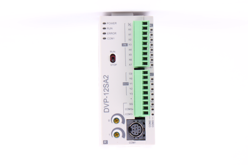 Delta Electronics DVP-SA2 met ondersteuning voor 2 assige interpolatie