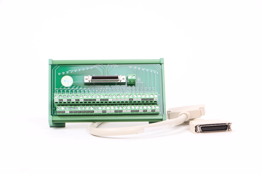 ASD-BM-50A Delta ASD-A2 I/O block 50-pin incl. 0,5 m cable